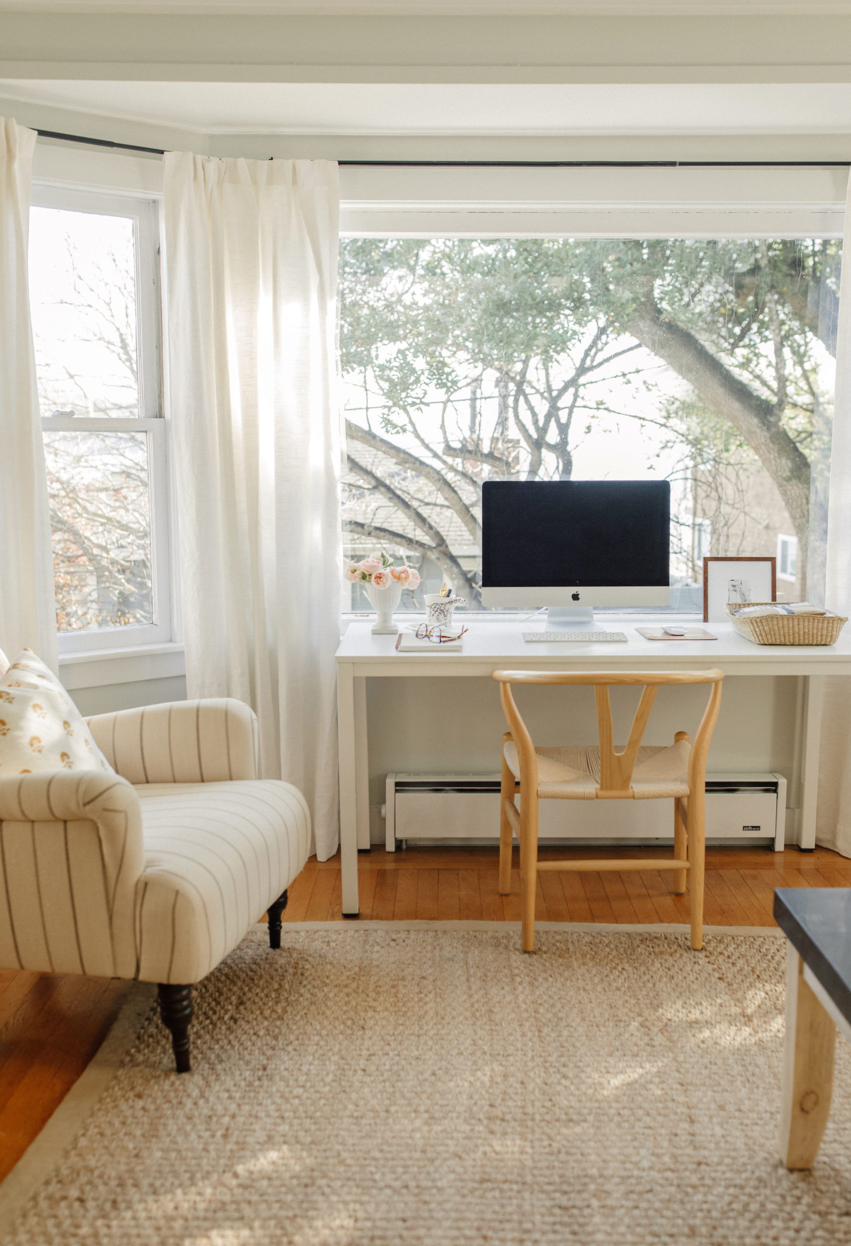 Living Room & Entry Refresh - Harlowe James